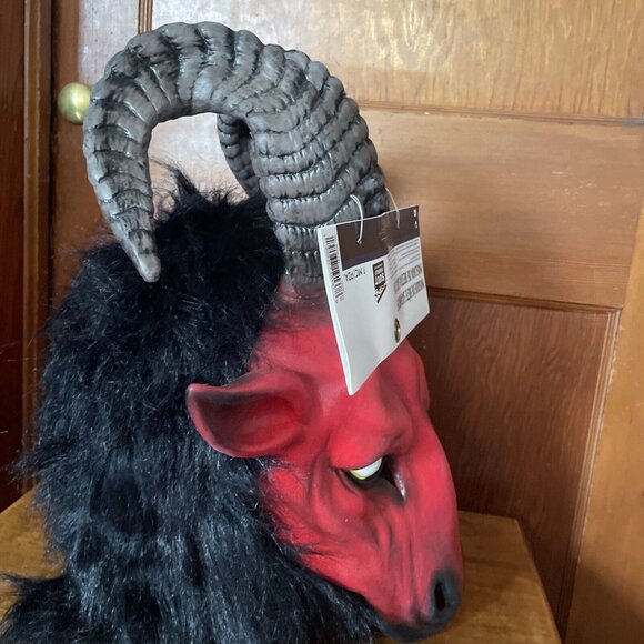 Suit Yourself | Other | Satanic Beast Devil Halloween Horror Latex Mask ...